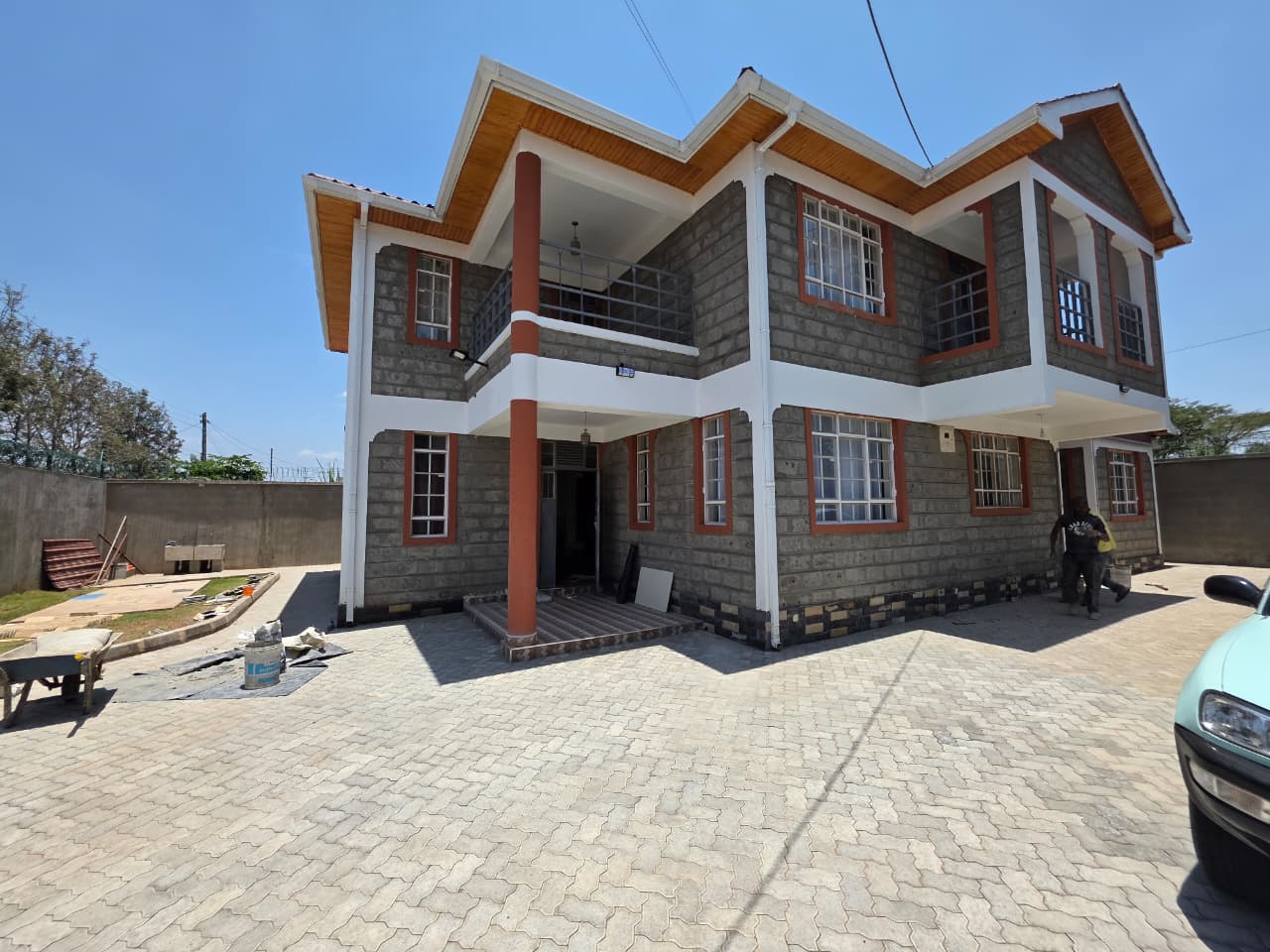 Mazeras Wall Sculting in Nairobi, Kenya - BV Natural Stones
